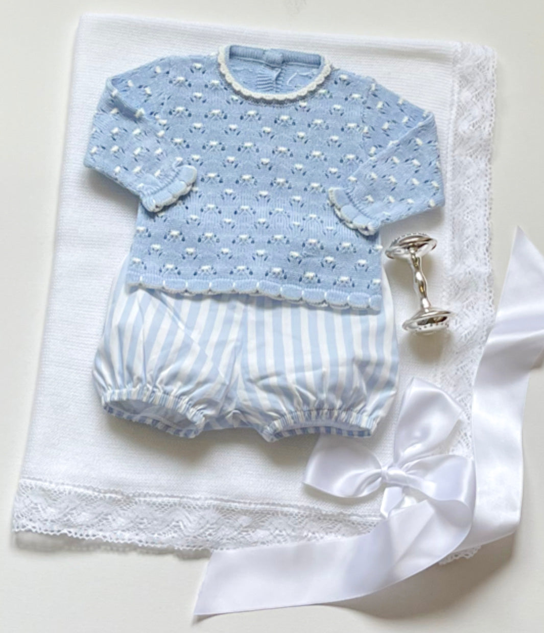 Ari Set – Love By Pao